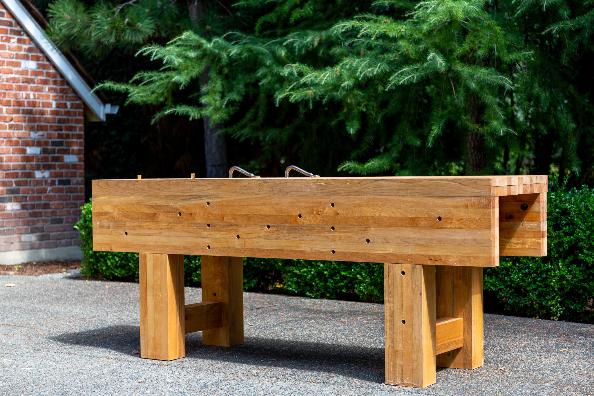 The Maple Nicholson Workbench – Atkins Log